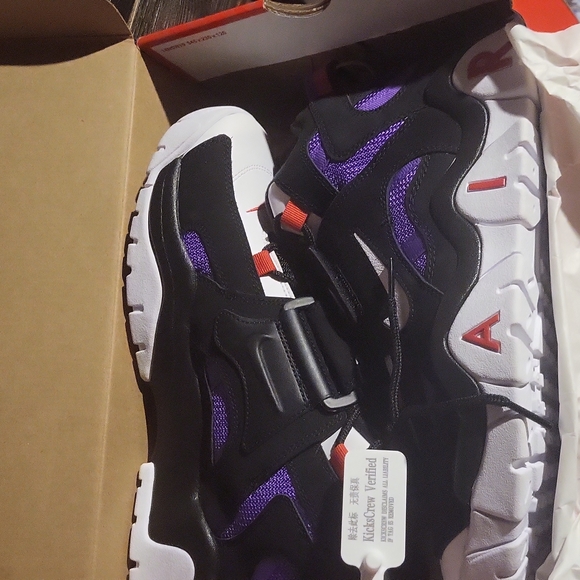 Nike | Shoes | Nike Air Barrage Mid Toronto Raptor Colorways | Poshmark